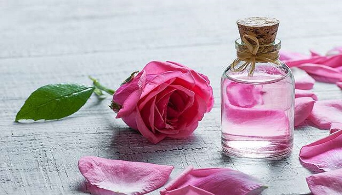Rose Water Uses and Benefits